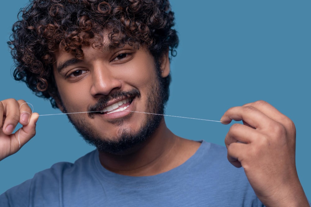 How to Floss Correctly: Follow This Optimal Step-by-Step Guide